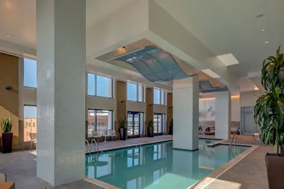 Luxury Downtown Norfolk Hotel | Hilton Norfolk at The Main